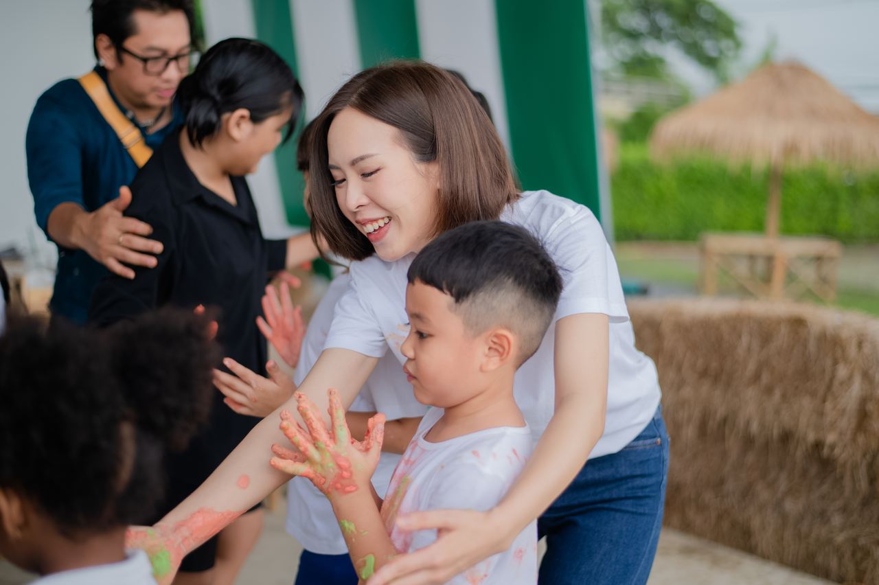 How Society Helps Irresponsible Parents Become Better Parents