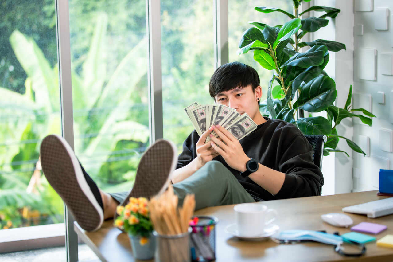 How to Have a Reliable Steady Income in the Gig Economy World